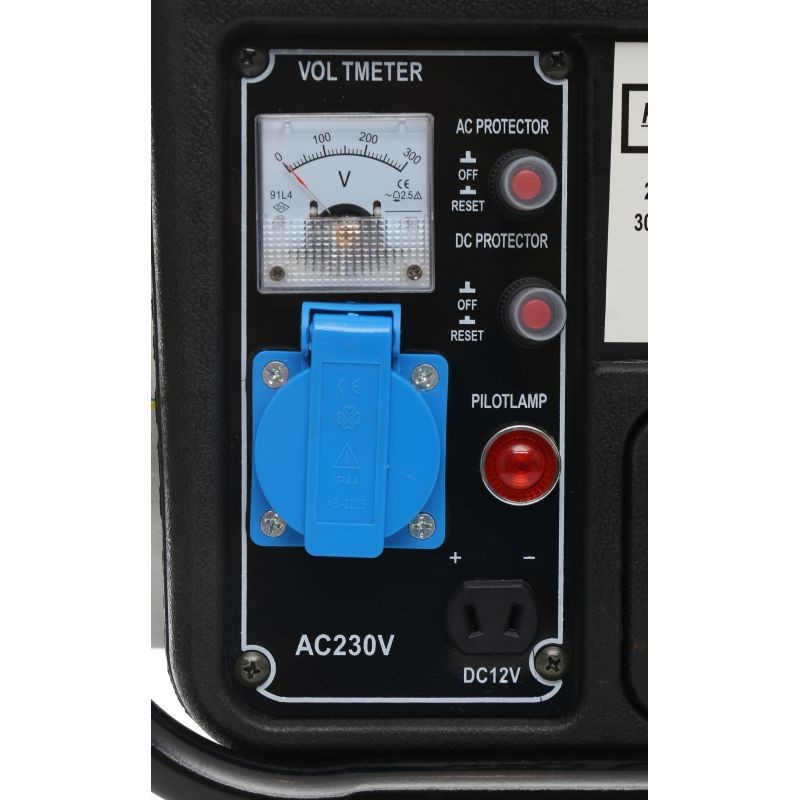 Vienfazis benzininis elektros generatorius 1200W, 4L