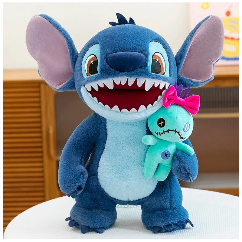 Lilo & Stitch filmuko pliušinis žaislas su voodoo lėle - Stičas 26cm
